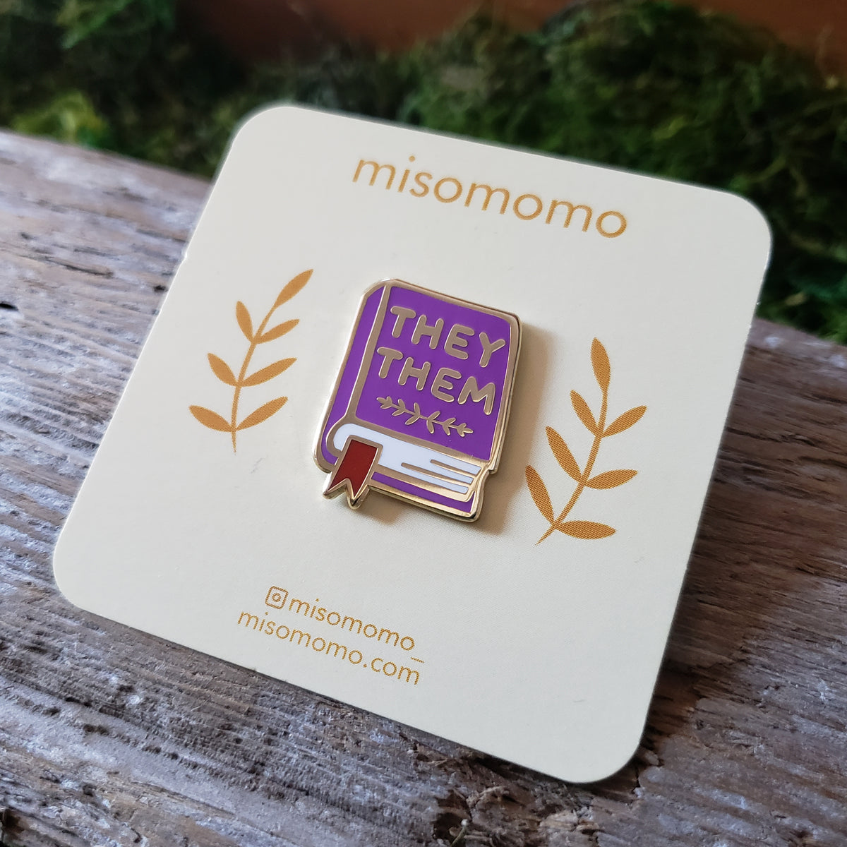Leaf Shaped Pronoun Pins - He/She/They Pronoun Pins - Cottagecore ...