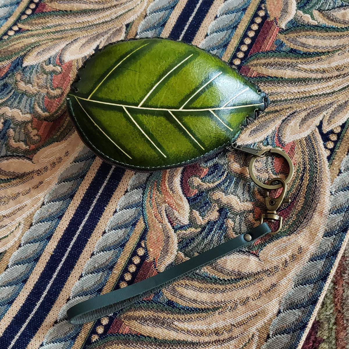 Genuine Leather Leaf and Ladybug Pouch – Forager Vintage