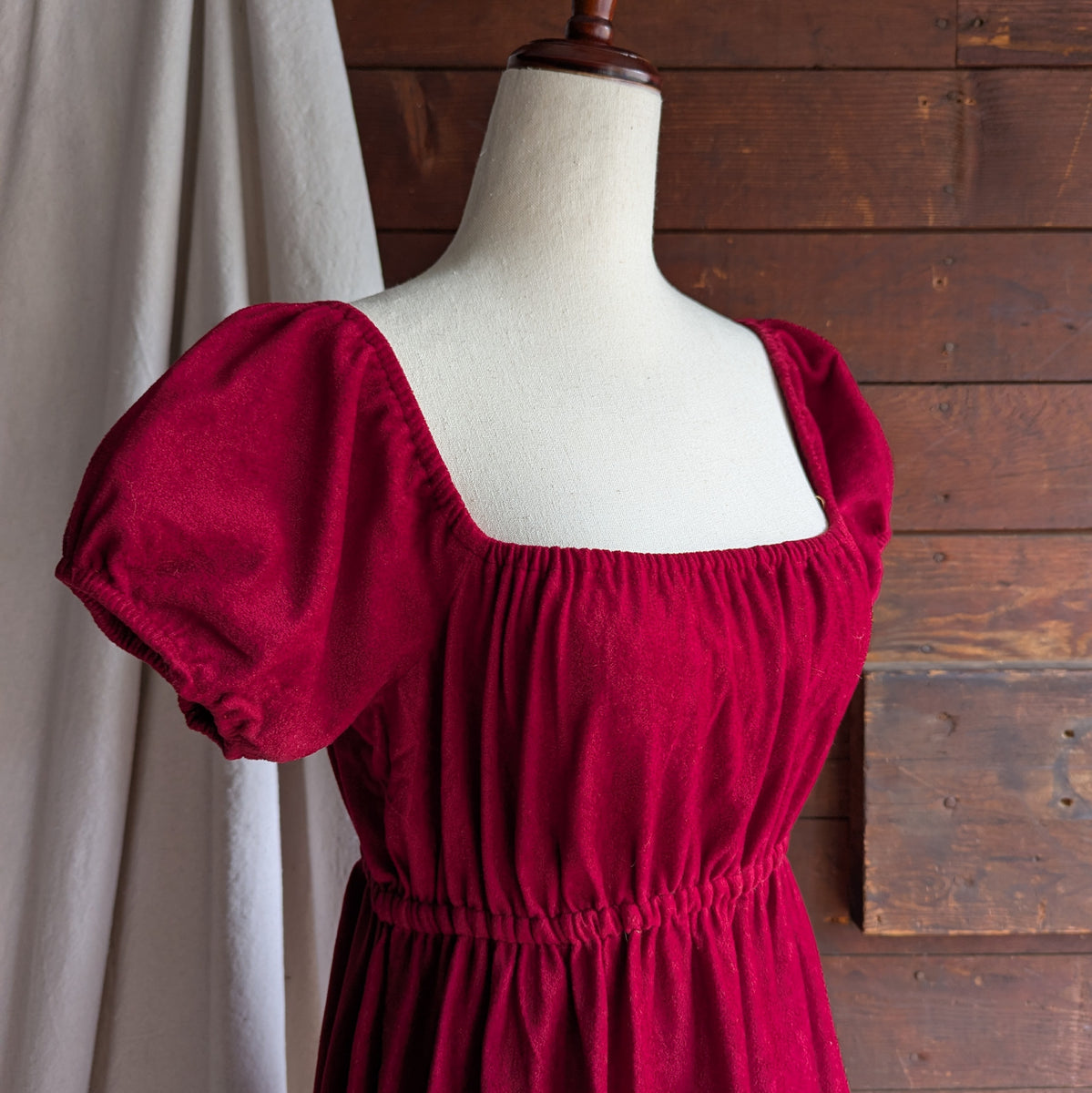 70s/80s Vintage Red Velveteen Regency Style Dress – Forager Vintage