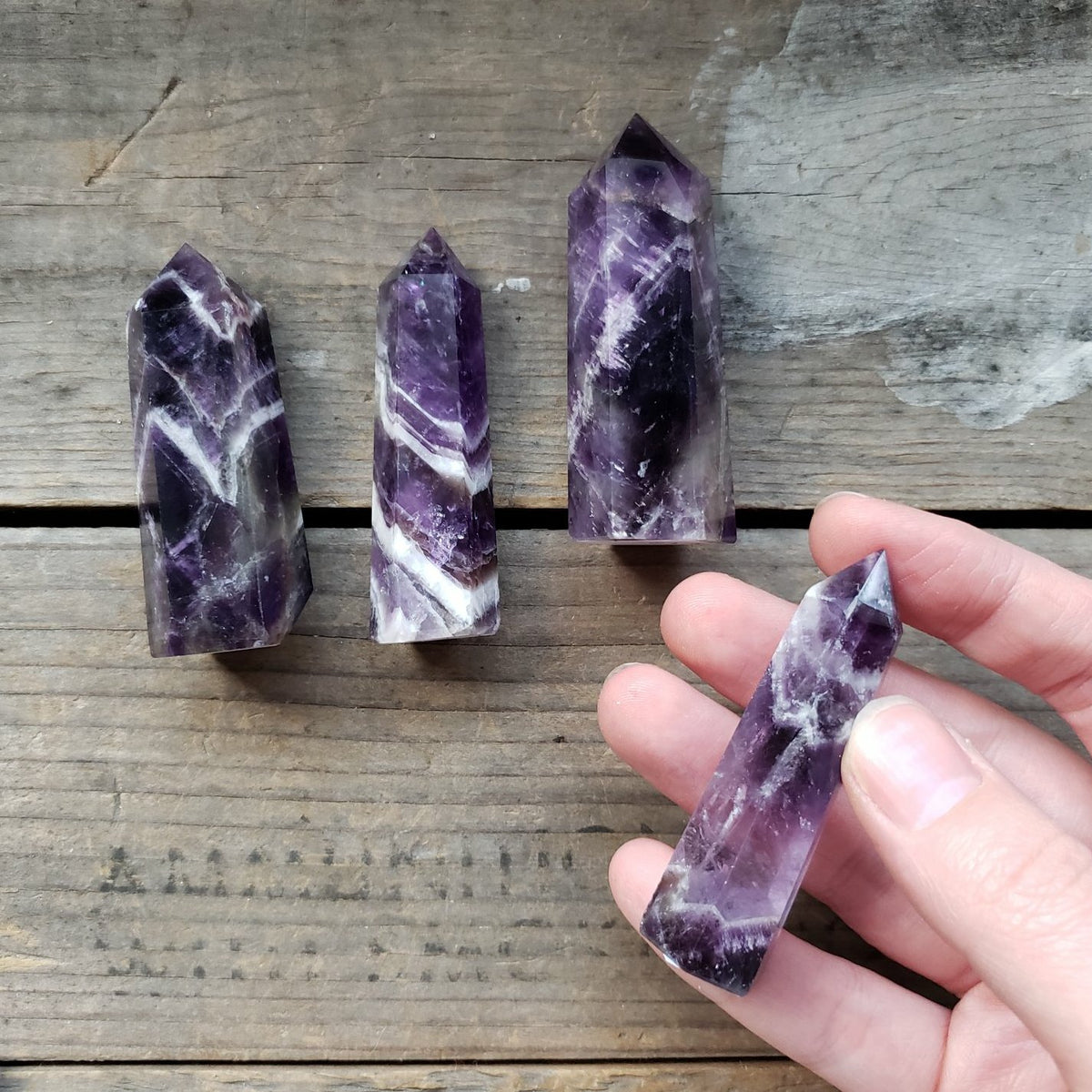 Chevron Amethyst Obelisk – Forager Vintage