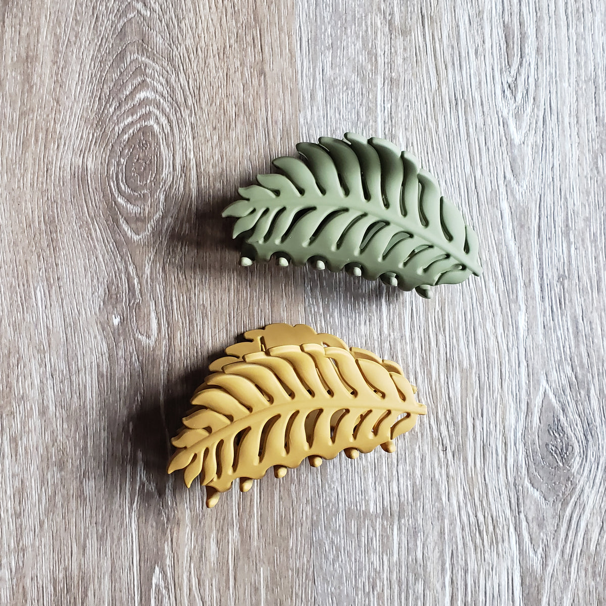 Fern Leaf Claw Hair Clip – Forager Vintage