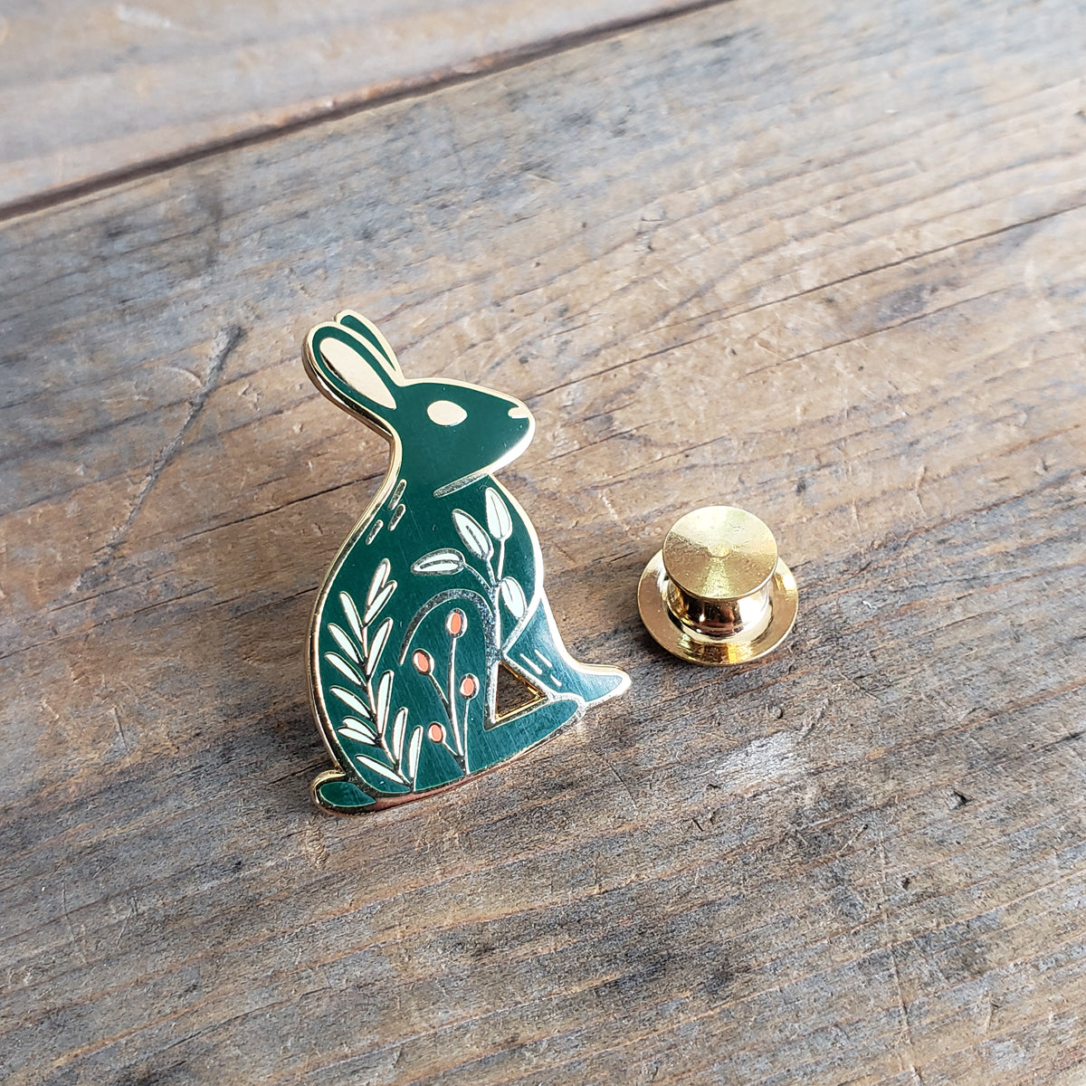 Rabbit Enamel Pin – Forager Vintage
